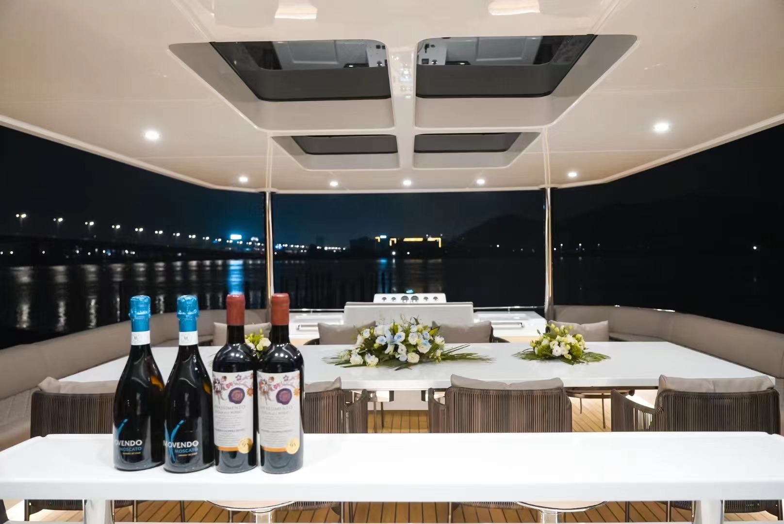 Brand new 56ft Catamaran Luxury Yacht - Boat Market Hong Kong
