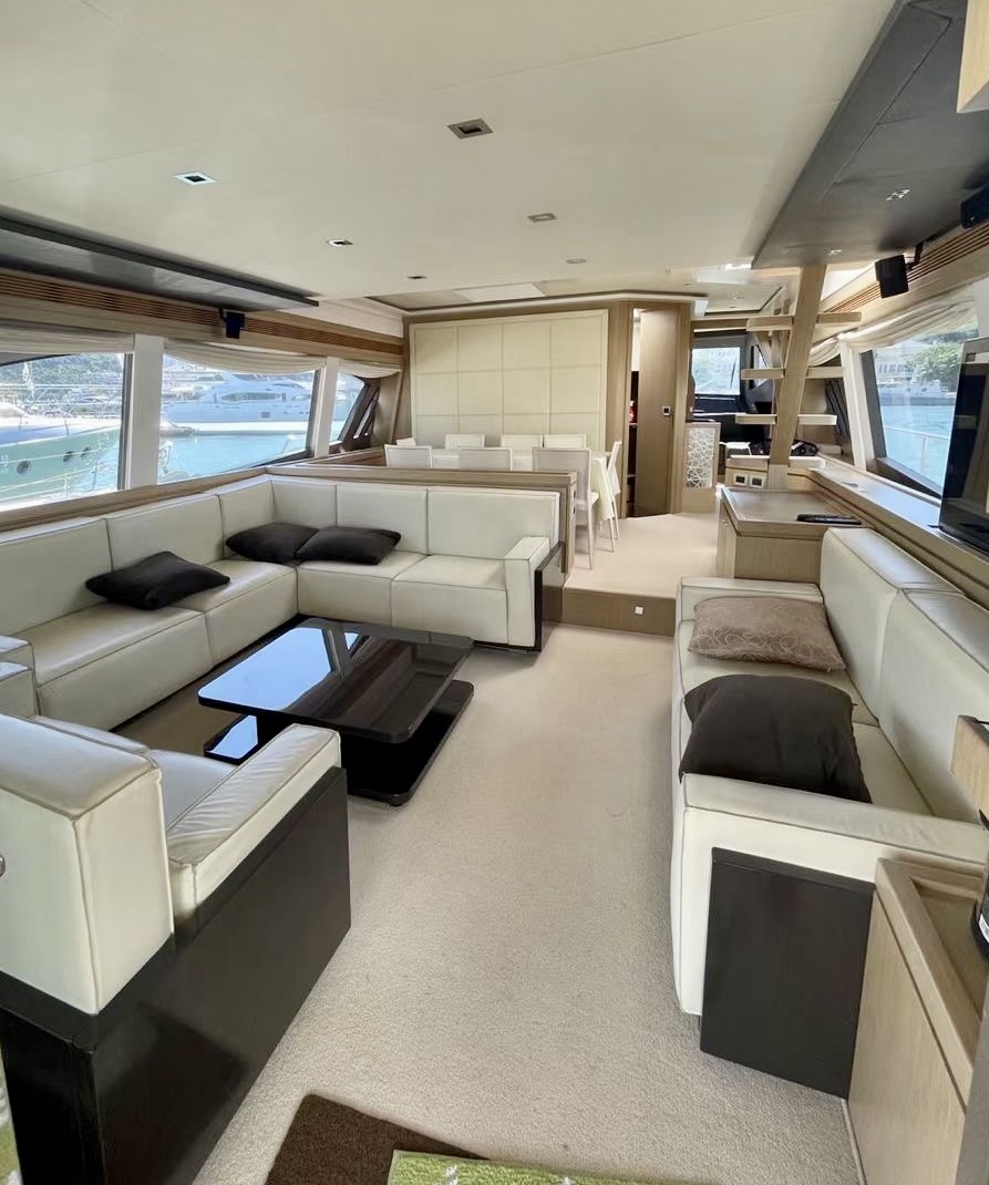 Italian luxury yacht 2012 Ferretti 75 - Boat Market Hong Kong